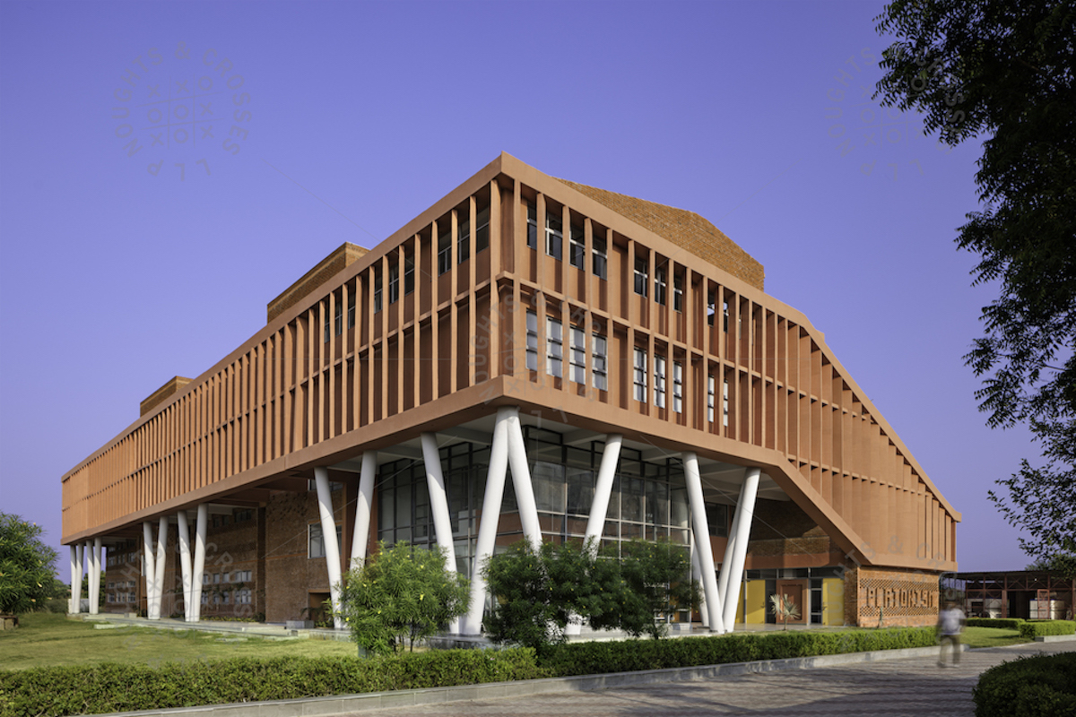 BBA Course Fees in India and BBA Fees Complete Information